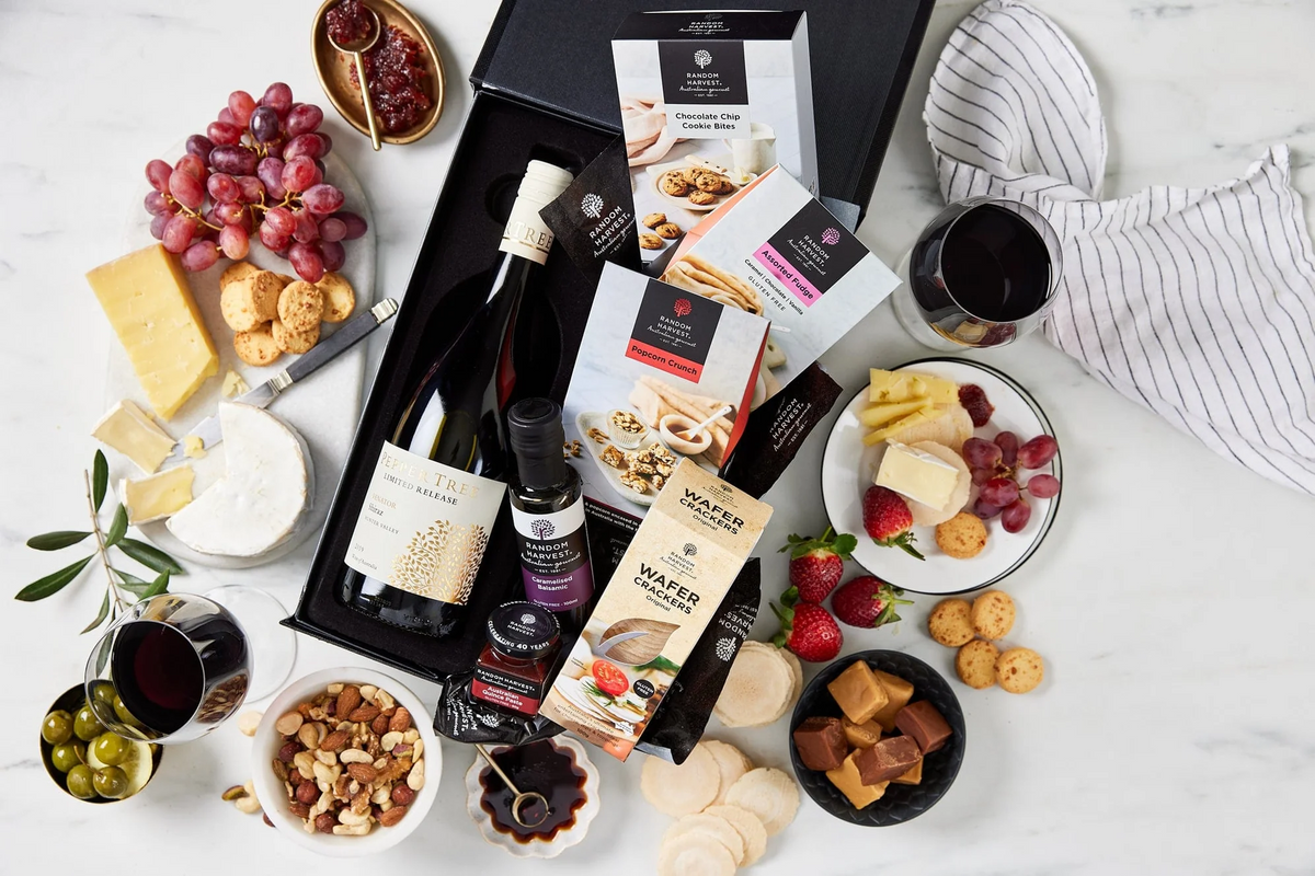 Top 5 Anniversary Hampers to Celebrate Your Special Day with Random Ha ...